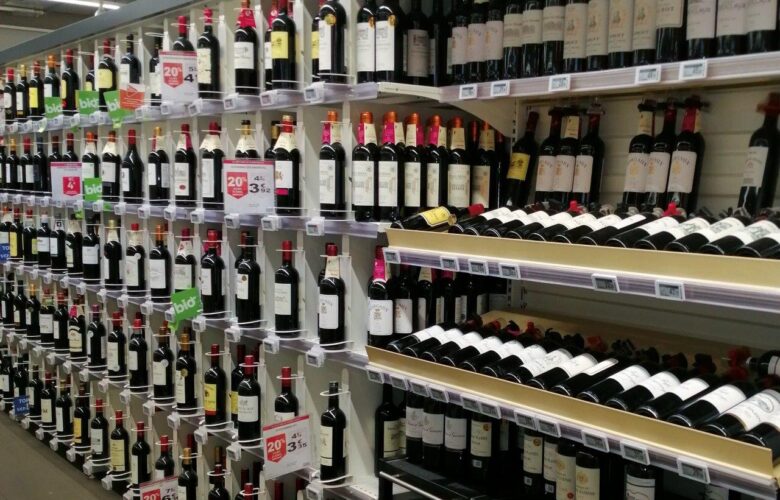 UMGESTALTUNG VON AUCHAN CERGY - MAGO